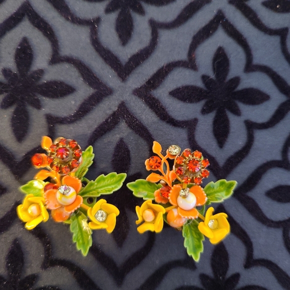 Jewelry | Vintage Flower Earring Set Late 4s Early 50s | Poshmark